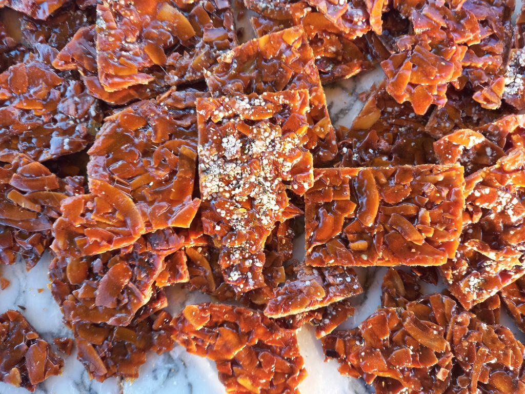 Coconut Brittle - Tipico